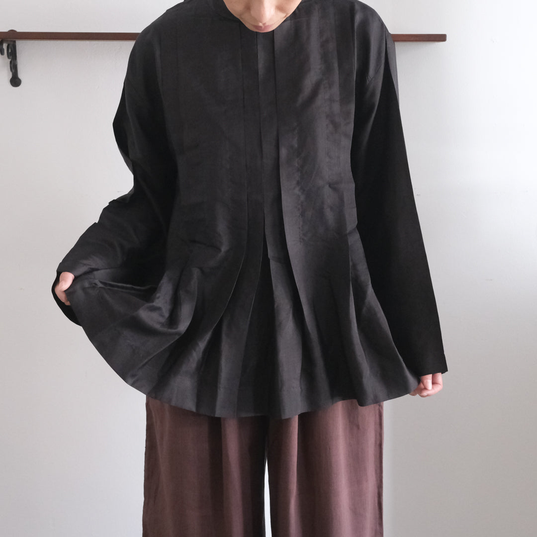 貴重な手紡ぎによるシルクカディのハイネックブラウス – Envelope - エンベロープオンラインショップ